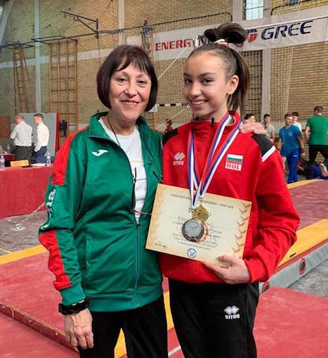 Elizabet Nikolova | The Gymternet