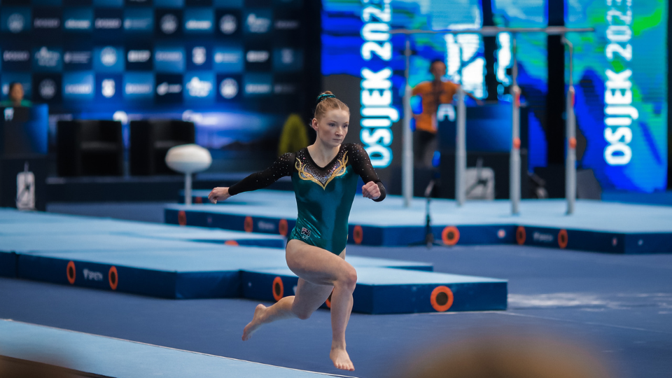 Annabelle Burrows | The Gymternet